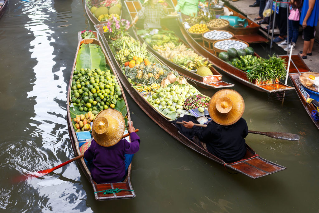 Visit a Floating Market – Planning Your Adventure